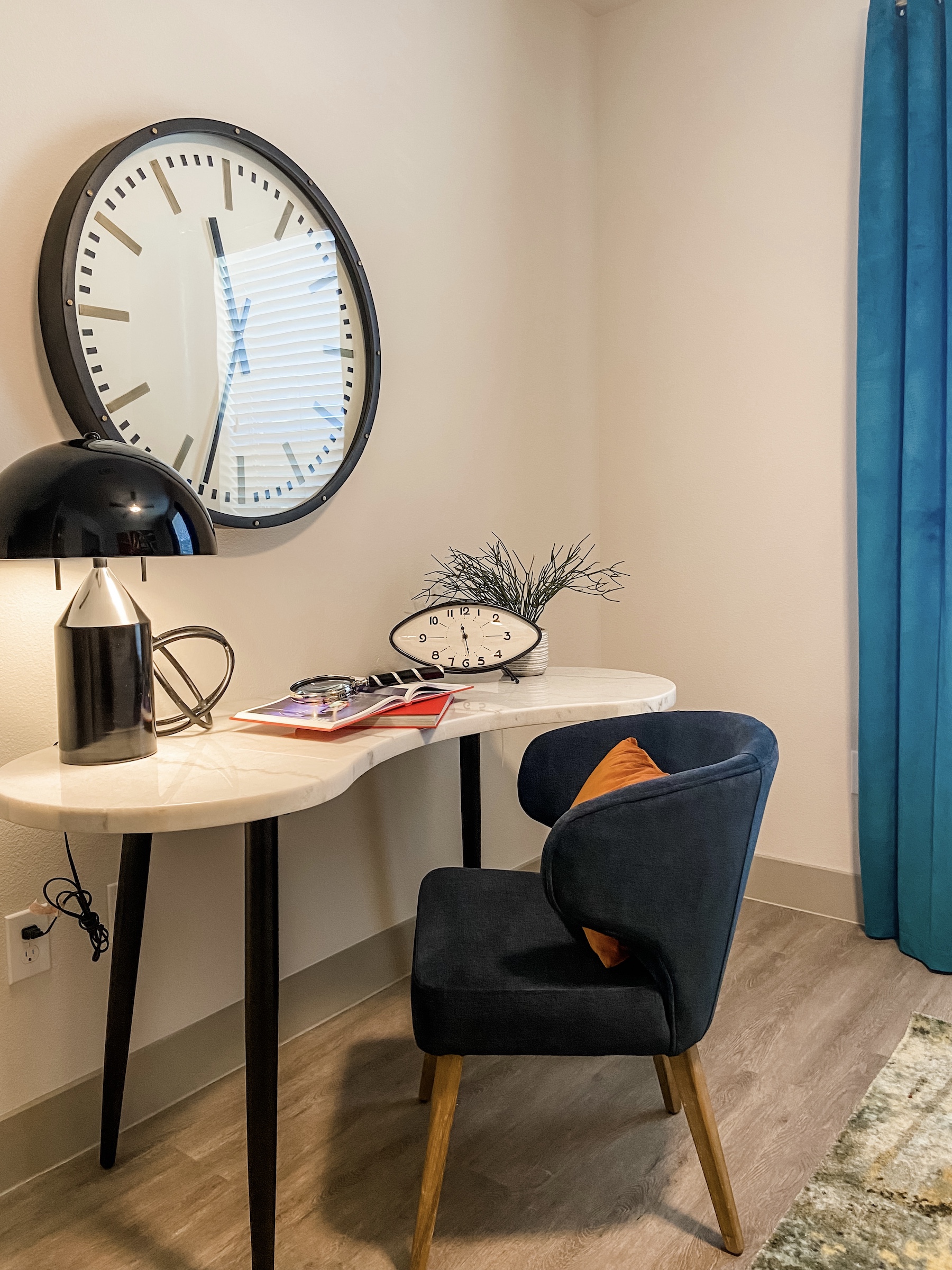 Vibrant Custom Apartment Model in Urban Dallas - Charter Blog